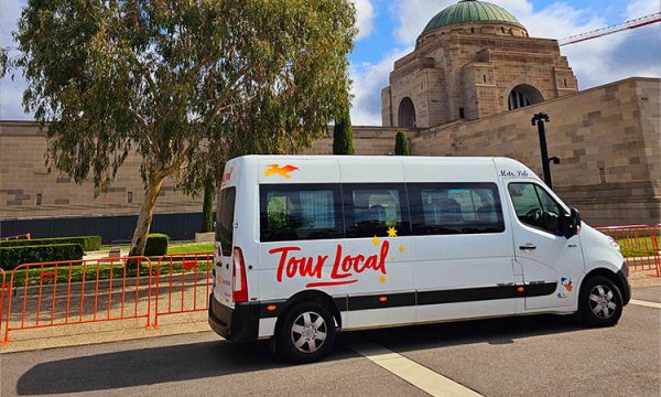 Melbourne Bus Tours - Tour Local